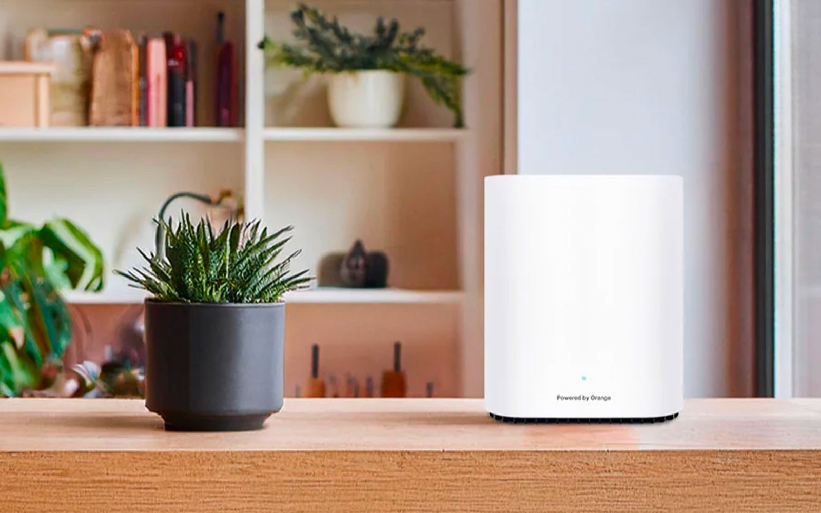 Orange met à jour son offre Flybox 5G+ Home avec une box compatible ...